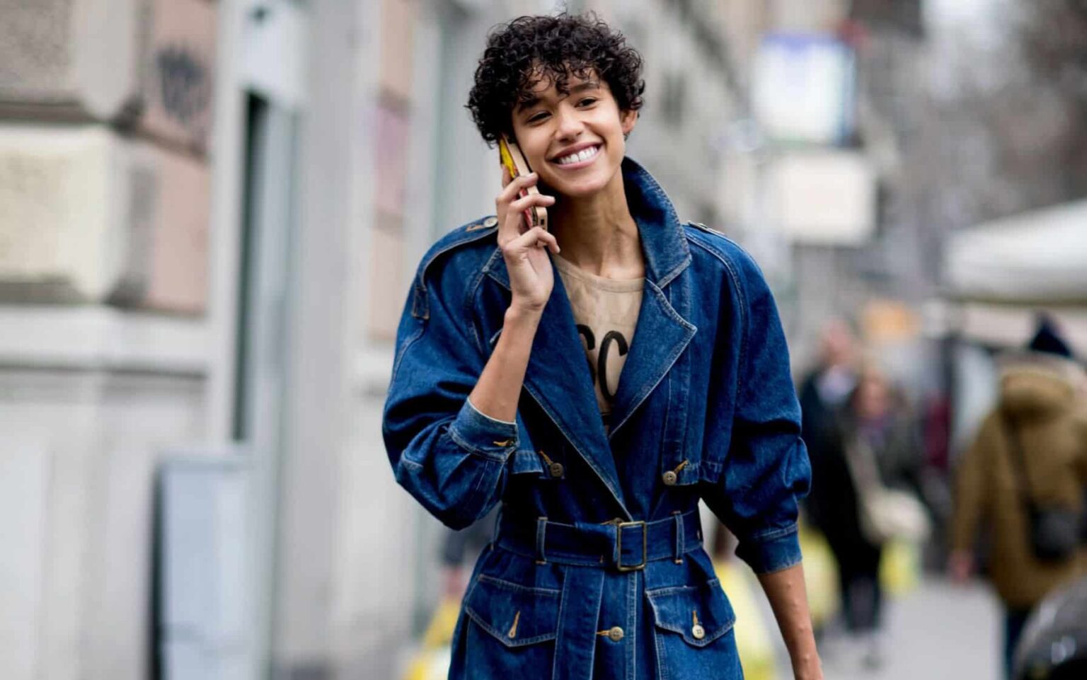 Fantasia Halloween feminina: 14 ideias icônicas para arrasar no Dia das ...